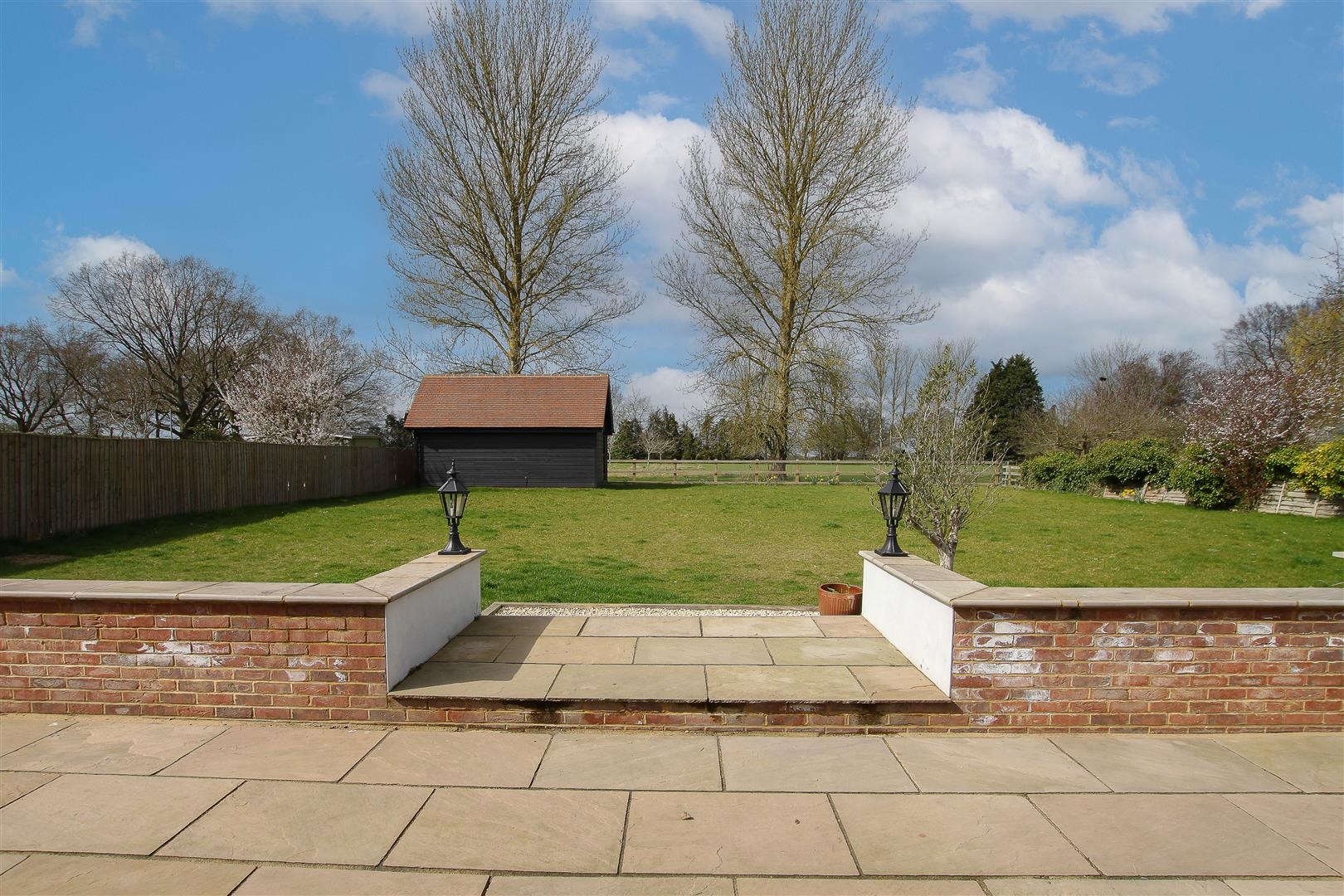 ** SIGNATURE HOMES ** Nine Ashes Road, Nine Ashes, Ingatestone - Keith ...